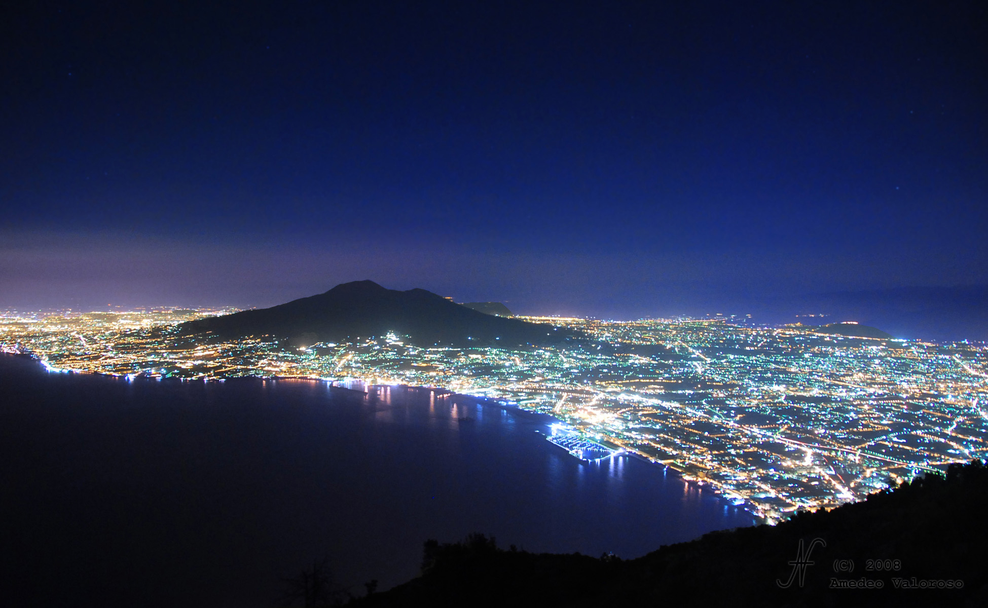 Vesuvio by night - Amedeo Valoroso