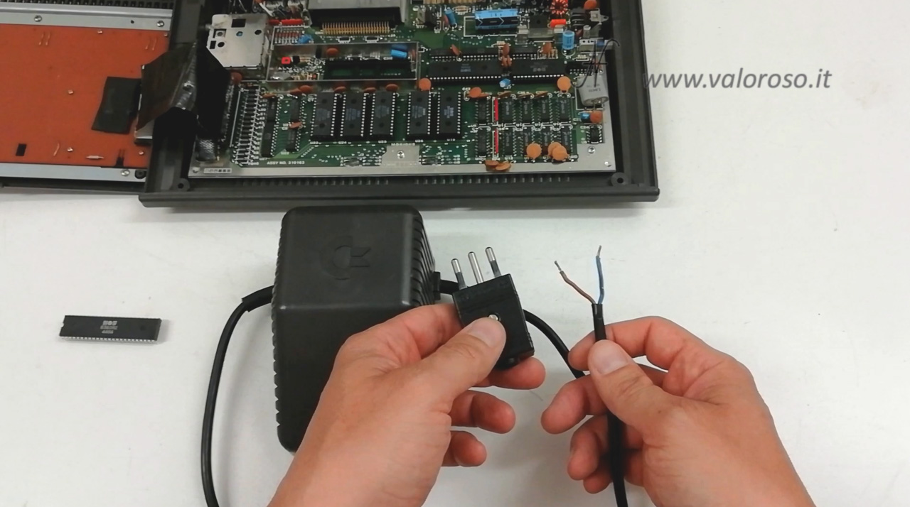 Commodore Plus/4 repair: TED, CPU and PLA - Amedeo Valoroso