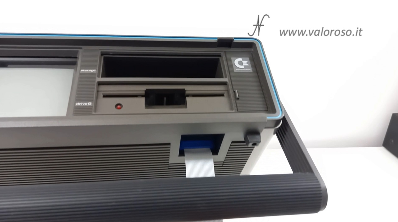 The return of the Commodore SX-64 - Amedeo Valoroso