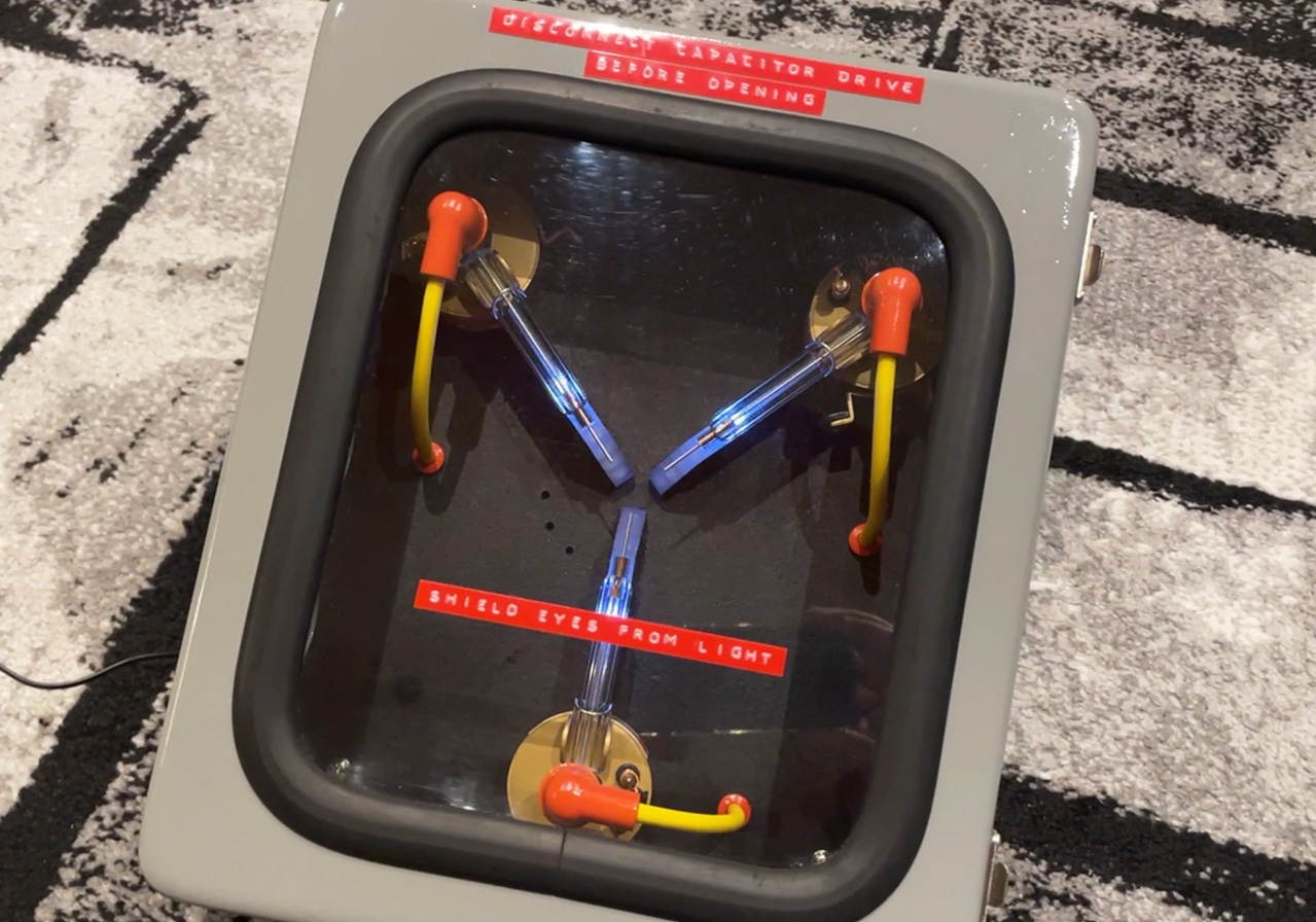 Flux Capacitor by Massimiliano Ferrari - Amedeo Valoroso