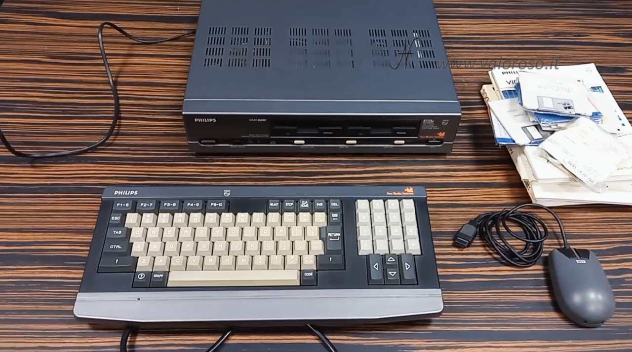 Philips NMS 8280, unboxing and testing - Amedeo Valoroso