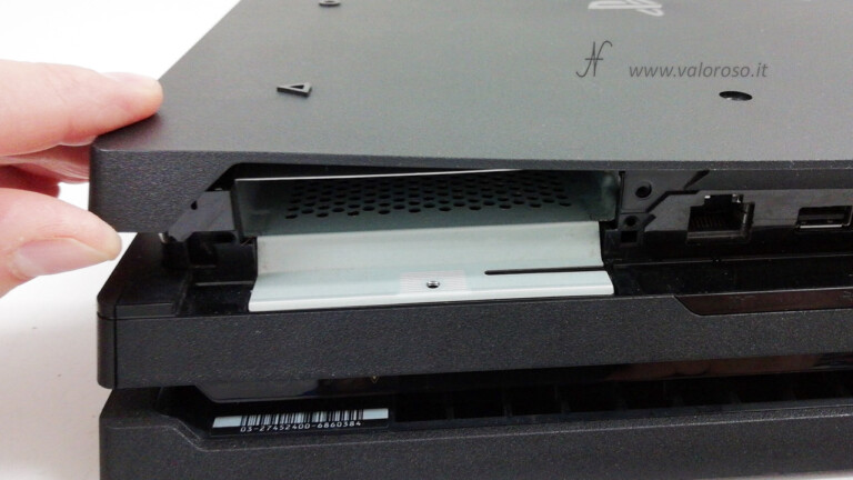 How to disassemble the Sony Playstation 4 Pro - Amedeo Valoroso