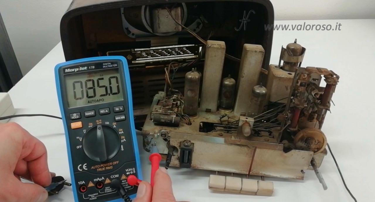 Radio a Valvole Telefunken Mignonette MF R231: interno ed esterno!