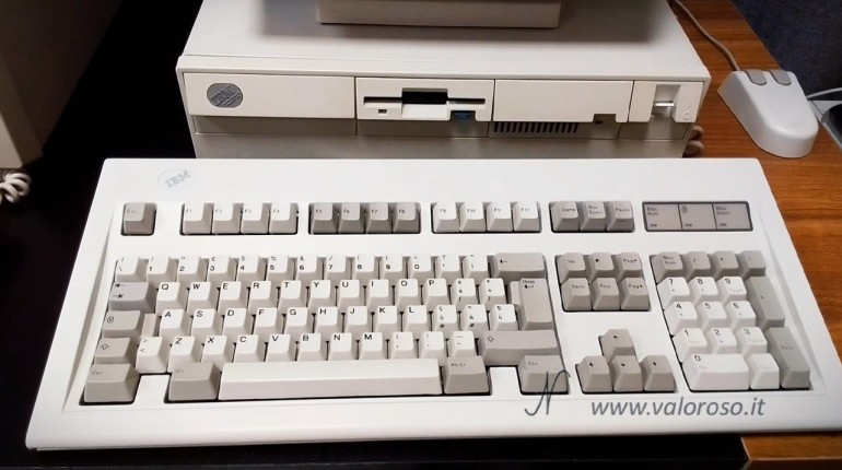 IBM Model M keyboard: disassembly and cleaning - Amedeo Valoroso