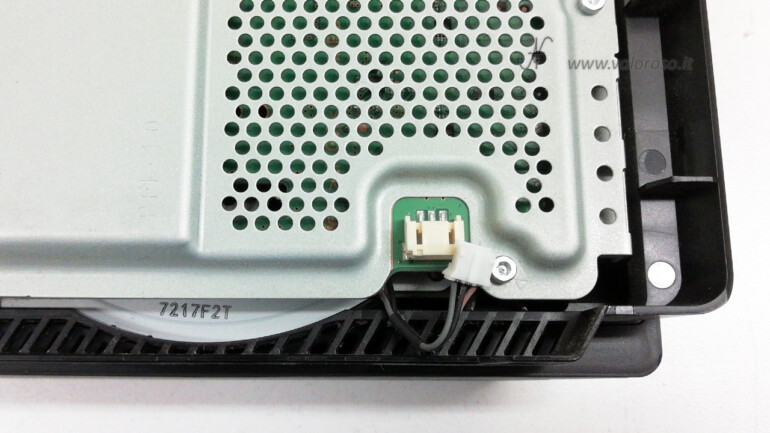 How to disassemble the Sony Playstation 4 Pro - Amedeo Valoroso